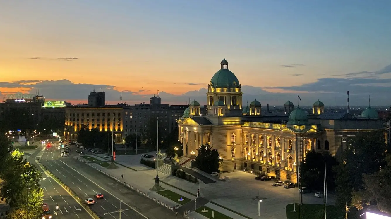 Kako će izgledati prva sednica Skupštine Srbije: Najstariji poslanik predsedava, poznati pomagači